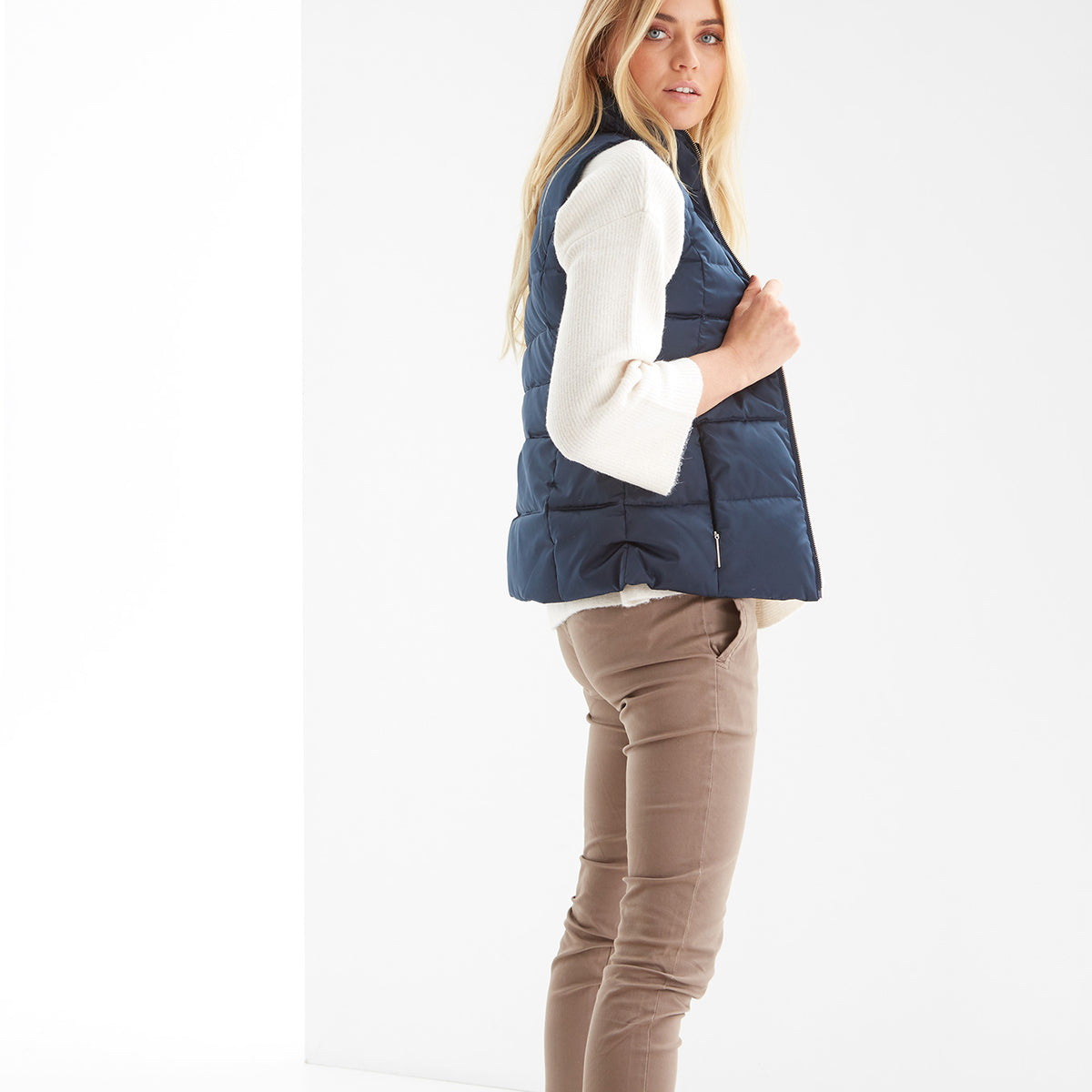 Women's Reversible Vest – Sacoor Brothers